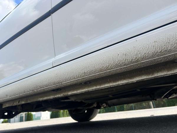 Balts Volkswagen Golf 2001 Prienai, ar dzinēja tilpumu 1.60 L un nobraukumu 184 tūkst. km par 1550 €, foto 10 vietnē AUTOMOTO.COM.LV
