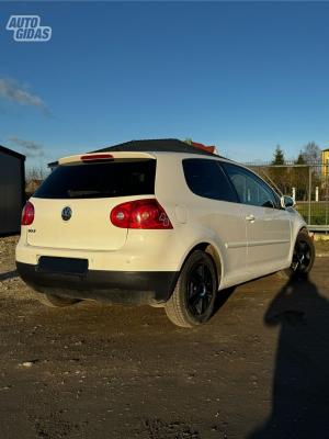 Balts Volkswagen Golf 2007 Klaipėda, ar dzinēja tilpumu 1.90 L un nobraukumu 259 tūkst. km par 1800 €, foto 5 vietnē AUTOMOTO.COM.LV