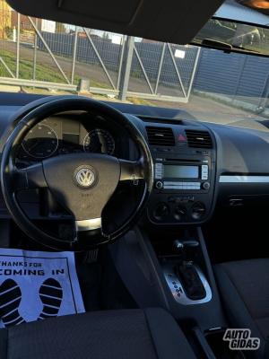 Balts Volkswagen Golf 2007 Klaipėda, ar dzinēja tilpumu 1.90 L un nobraukumu 259 tūkst. km par 1800 €, foto 9 vietnē AUTOMOTO.COM.LV
