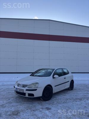 White Volkswagen Golf 2007 in Bauska, with an engine capacity of 1.90 L and mileage of 289 thousand km for 1600 €, photo  on AUTOMOTO.COM.LV