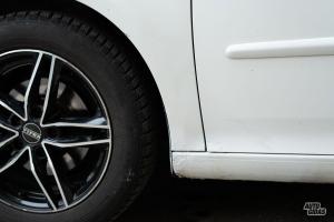 White Volkswagen Golf 2007 in Kaunas, with an engine capacity of 1.90 L and mileage of 406 thousand km for 1999 €, photo 12 on AUTOMOTO.COM.LV