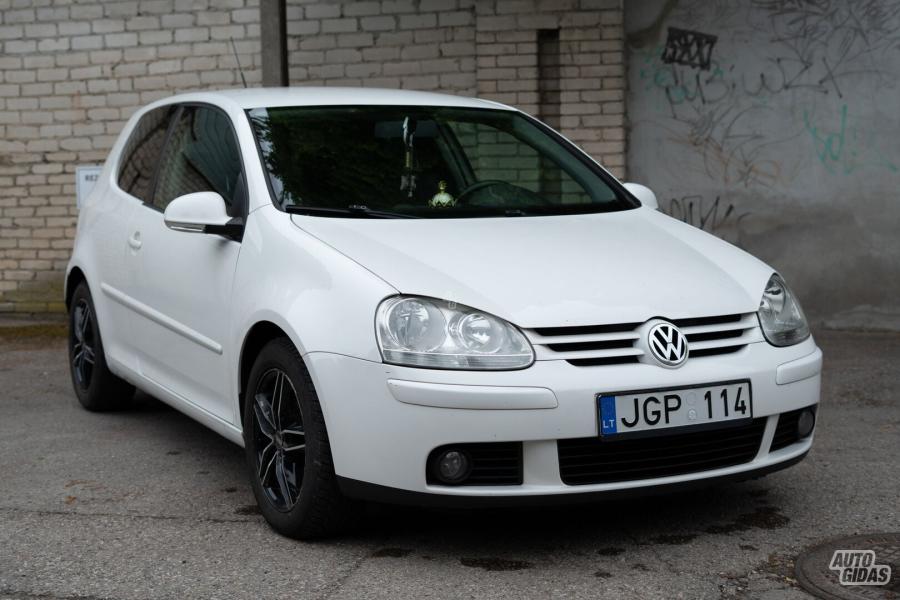 White Volkswagen Golf 2007 in Kaunas, with an engine capacity of 1.90 L and mileage of 406 thousand km for 1999 €, photo 14 on AUTOMOTO.COM.LV