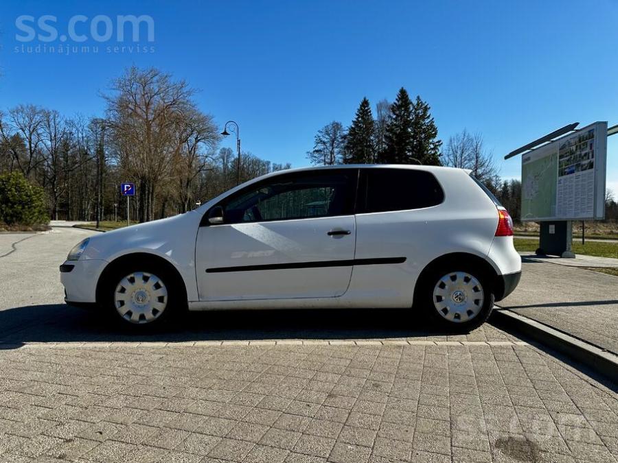 Balts Volkswagen Golf 2007 Jūrmala, ar dzinēja tilpumu 1.90 L un nobraukumu 255 tūkst. km par 1600 €, foto 3 vietnē AUTOMOTO.COM.LV
