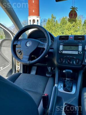 Balts Volkswagen Golf 2007 Jūrmala, ar dzinēja tilpumu 1.90 L un nobraukumu 255 tūkst. km par 1600 €, foto 12 vietnē AUTOMOTO.COM.LV