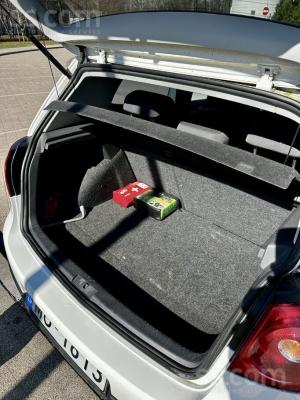 Balts Volkswagen Golf 2007 Jūrmala, ar dzinēja tilpumu 1.90 L un nobraukumu 255 tūkst. km par 1600 €, foto 13 vietnē AUTOMOTO.COM.LV