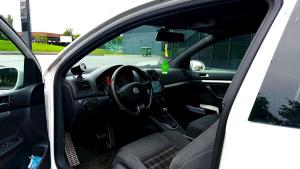 White Volkswagen Golf 2007 in Kaunas, with an engine capacity of 1.98 L and mileage of 233 thousand km for 2900 €, photo 8 on AUTOMOTO.COM.LV