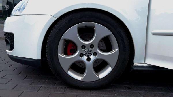 Balts Volkswagen Golf 2007 Kauņa, ar dzinēja tilpumu 1.98 L un nobraukumu 233 tūkst. km par 2900 €, foto 9 vietnē AUTOMOTO.COM.LV