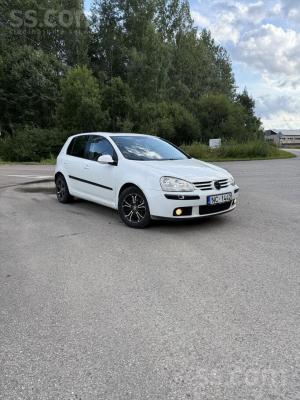 White Volkswagen Golf 2007 in Preili, with an engine capacity of 1.90 L and mileage of 312 thousand km for 500 €, photo  on AUTOMOTO.COM.LV