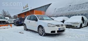 White Volkswagen Golf 2008 in Valmiera, with an engine capacity of 1.60 L and mileage of 357 thousand km for 900 €, photo  on AUTOMOTO.COM.LV
