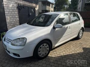 White Volkswagen Golf 2008 in Valmiera, with an engine capacity of 1.90 L and mileage of 284 thousand km for 1200 €, photo  on AUTOMOTO.COM.LV