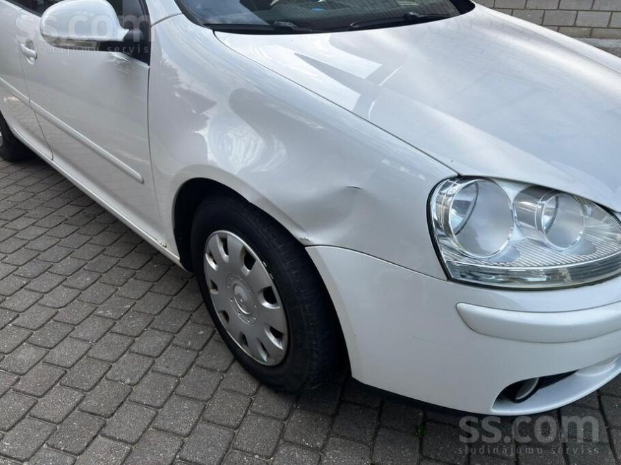 Balts Volkswagen Golf 2008 Valmiera, ar dzinēja tilpumu 1.90 L un nobraukumu 284 tūkst. km par 1200 €, foto 6 vietnē AUTOMOTO.COM.LV