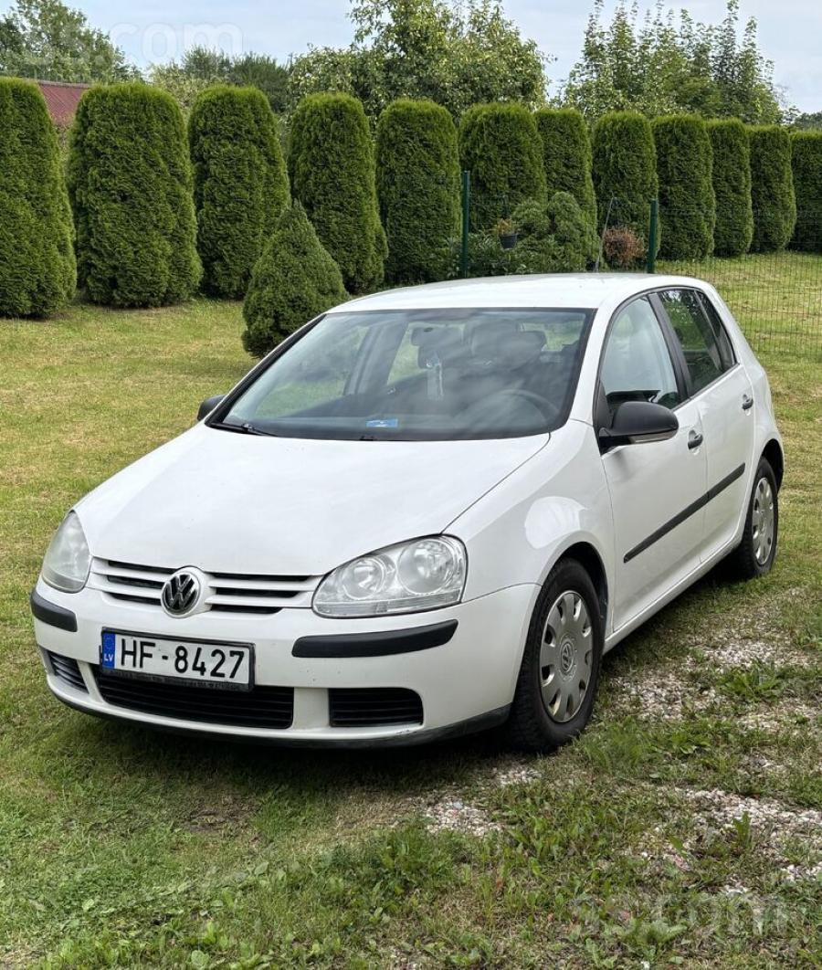White Volkswagen Golf 2008 in Tukums, with an engine capacity of 1.40 L and mileage of 225 thousand km for 1590 €, photo 1 on AUTOMOTO.COM.LV