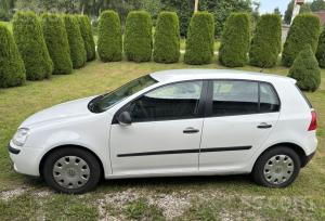 White Volkswagen Golf 2008 in Tukums, with an engine capacity of 1.40 L and mileage of 225 thousand km for 1590 €, photo 8 on AUTOMOTO.COM.LV