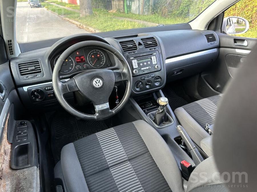 Balts Volkswagen Golf 2008 Daugavpils, ar dzinēja tilpumu 1.80 L un nobraukumu 412 tūkst. km par 750 €, foto 9 vietnē AUTOMOTO.COM.LV