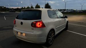 White Volkswagen Golf 2008 in Tallinn, with an engine capacity of 1.40 L and mileage of 246 thousand km for 2200 €, photo 5 on AUTOMOTO.COM.LV