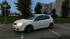White Volkswagen Golf 2008 in Tallinn, with an engine capacity of 1.40 L and mileage of 246 thousand km for 2200 €, photo 16 on AUTOMOTO.COM.LV
