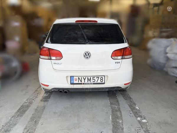White Volkswagen Golf 2009 in Kaunas, with an engine capacity of 1.97 L and mileage of 296 thousand km for 3200 €, photo 6 on AUTOMOTO.COM.LV