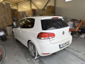 Balts Volkswagen Golf 2009 Kauņa, ar dzinēja tilpumu 1.97 L un nobraukumu 296 tūkst. km par 3200 €, foto 7 vietnē AUTOMOTO.COM.LV