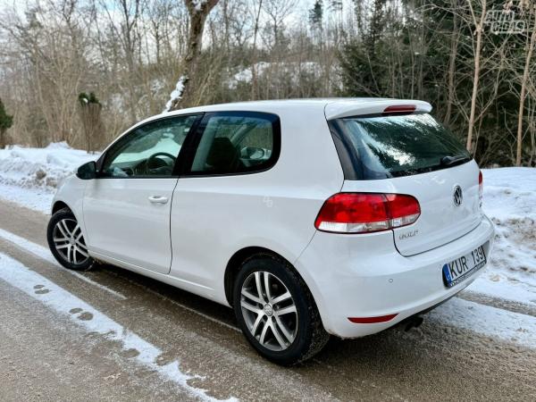 White Volkswagen Golf 2009 in Vilnius, with an engine capacity of 1.40 L and mileage of 230 thousand km for 2390 €, photo 8 on AUTOMOTO.COM.LV