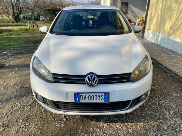 Balts Volkswagen Golf 2009 Panevēža, ar dzinēja tilpumu 1.97 L un nobraukumu 320 tūkst. km par 3900 €, foto 3 vietnē AUTOMOTO.COM.LV