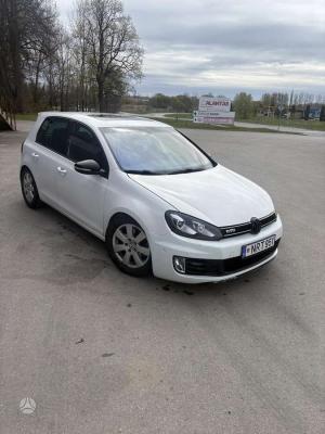 White Volkswagen Golf 2009 in Taurage, with an engine capacity of 1.97 L and mileage of 334 thousand km for 4500 €, photo 3 on AUTOMOTO.COM.LV