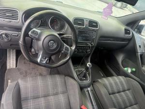 White Volkswagen Golf 2009 in Taurage, with an engine capacity of 1.97 L and mileage of 334 thousand km for 4500 €, photo 7 on AUTOMOTO.COM.LV