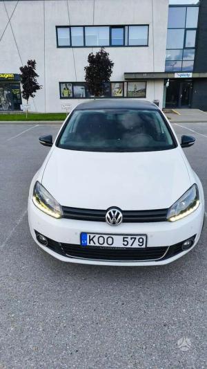 White Volkswagen Golf 2009 in Kaunas, with an engine capacity of 1.60 L and mileage of 238 thousand km for 3869 €, photo  on AUTOMOTO.COM.LV