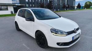 White Volkswagen Golf 2009 in Kaunas, with an engine capacity of 1.60 L and mileage of 238 thousand km for 3869 €, photo 4 on AUTOMOTO.COM.LV