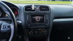 White Volkswagen Golf 2009 in Kaunas, with an engine capacity of 1.60 L and mileage of 238 thousand km for 3869 €, photo 17 on AUTOMOTO.COM.LV