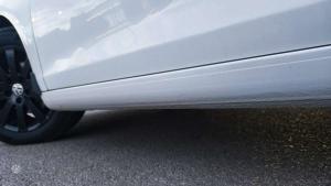 White Volkswagen Golf 2009 in Kaunas, with an engine capacity of 1.60 L and mileage of 238 thousand km for 3869 €, photo 28 on AUTOMOTO.COM.LV