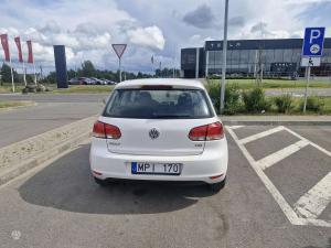 Balts Volkswagen Golf 2009 Viļņa, ar dzinēja tilpumu 1.40 L un nobraukumu 247 tūkst. km par 2150 €, foto 4 vietnē AUTOMOTO.COM.LV