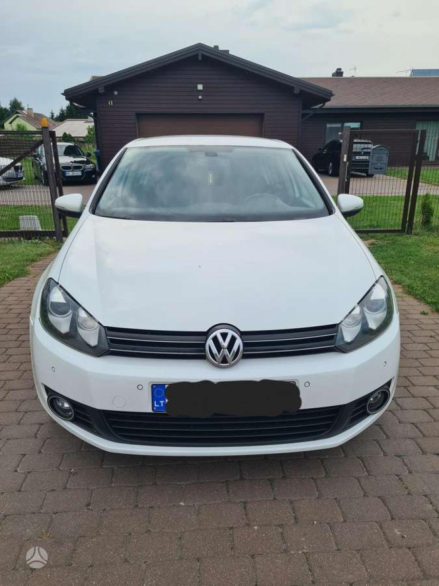 White Volkswagen Golf 2009 in Kaisiadorys, with an engine capacity of 1.97 L and mileage of 352 thousand km for 3850 €, photo 1 on AUTOMOTO.COM.LV