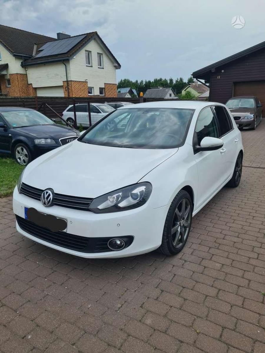 White Volkswagen Golf 2009 in Kaisiadorys, with an engine capacity of 1.97 L and mileage of 352 thousand km for 3850 €, photo 3 on AUTOMOTO.COM.LV