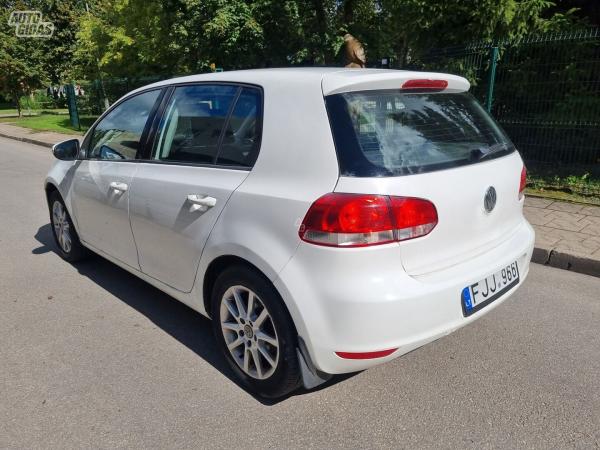 Белый Фольксваген Гольф 2009 в Каунас, объемом двигателя 1.40 л и пробегом 200 тыс. км за 1200 €, фото 5 на AUTOMOTO.COM.LV