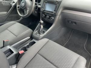White Volkswagen Golf 2009 in Alytus, with an engine capacity of 1.40 L and mileage of 211 thousand km for 1000 €, photo 13 on AUTOMOTO.COM.LV