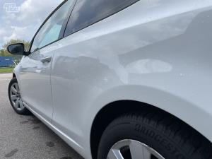 White Volkswagen Golf 2009 in Alytus, with an engine capacity of 1.40 L and mileage of 211 thousand km for 1000 €, photo 18 on AUTOMOTO.COM.LV