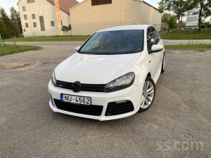 Белый Фольксваген Гольф 2010 в Лудза, объемом двигателя 2.00 л и пробегом 0 тыс. км за 5200 €, фото 3 на AUTOMOTO.COM.LV