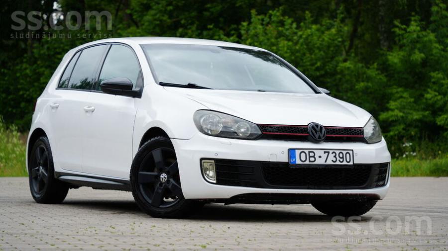 Balts Volkswagen Golf 2010 Rīga, ar dzinēja tilpumu 2.00 L un nobraukumu 0 tūkst. km par 4999 €, foto 1 vietnē AUTOMOTO.COM.LV