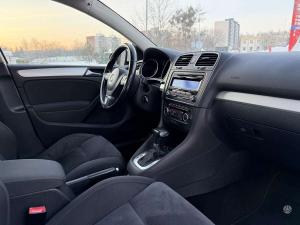 Balts Volkswagen Golf 2010 Kauņa, ar dzinēja tilpumu 1.60 L un nobraukumu 343 tūkst. km par 4950 €, foto 14 vietnē AUTOMOTO.COM.LV