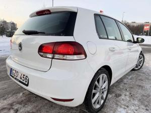 Balts Volkswagen Golf 2010 Kauņa, ar dzinēja tilpumu 1.60 L un nobraukumu 343 tūkst. km par 4950 €, foto 23 vietnē AUTOMOTO.COM.LV