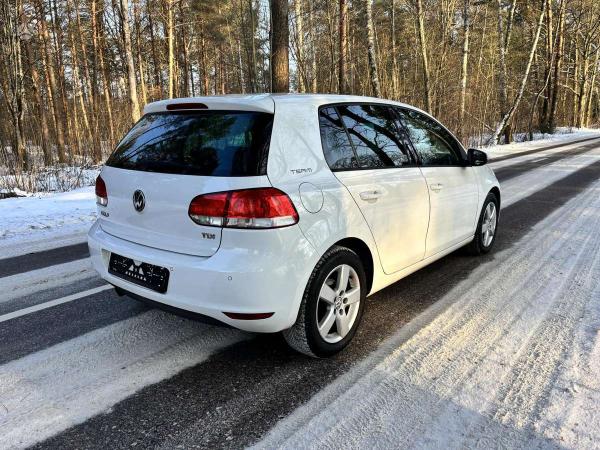 Balts Volkswagen Golf 2010 Jurbarkas, ar dzinēja tilpumu 1.60 L un nobraukumu 264 tūkst. km par 4250 €, foto 4 vietnē AUTOMOTO.COM.LV