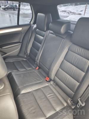 White Volkswagen Golf 2010 in Riga, with an engine capacity of 2.00 L and mileage of 260 thousand km for 12211 €, photo 15 on AUTOMOTO.COM.LV