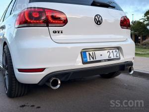 Balts Volkswagen Golf 2010 Rīga, ar dzinēja tilpumu 2.00 L un nobraukumu 246 tūkst. km par 9500 €, foto 9 vietnē AUTOMOTO.COM.LV