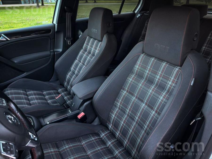 Balts Volkswagen Golf 2010 Rīga, ar dzinēja tilpumu 2.00 L un nobraukumu 246 tūkst. km par 9500 €, foto 12 vietnē AUTOMOTO.COM.LV