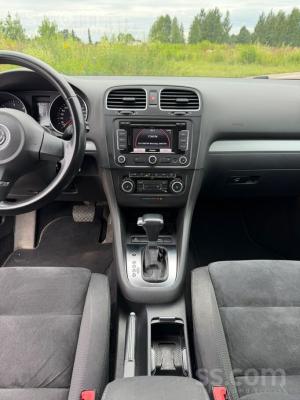 Balts Volkswagen Golf 2010 Jelgava, ar dzinēja tilpumu 1.60 L un nobraukumu 276 tūkst. km par 4800 €, foto 16 vietnē AUTOMOTO.COM.LV