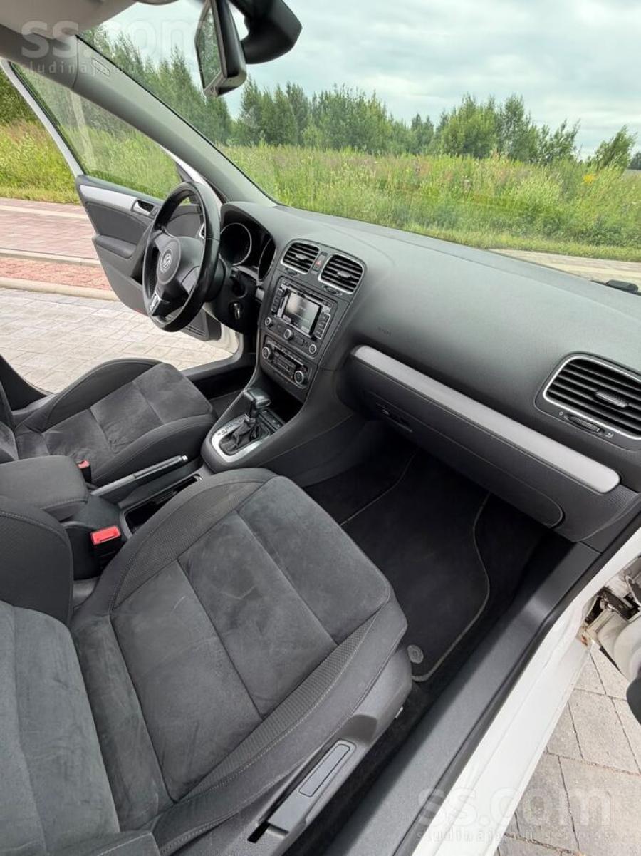 Balts Volkswagen Golf 2010 Jelgava, ar dzinēja tilpumu 1.60 L un nobraukumu 276 tūkst. km par 4800 €, foto 17 vietnē AUTOMOTO.COM.LV