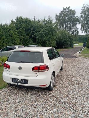 Balts Volkswagen Golf 2010 Kazlų Rūda, ar dzinēja tilpumu 1.40 L un nobraukumu 254 tūkst. km par 3149 €, foto 3 vietnē AUTOMOTO.COM.LV