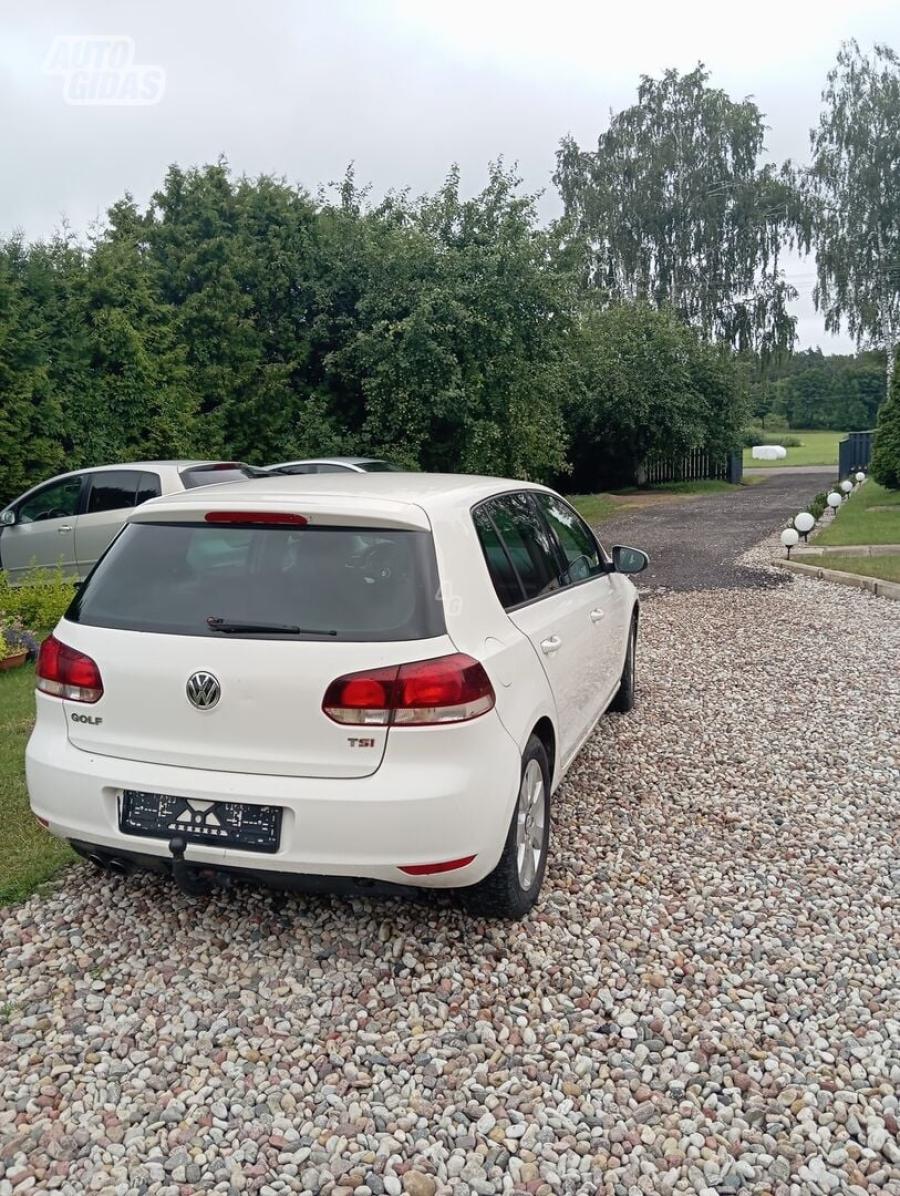 Balts Volkswagen Golf 2010 Kazlų Rūda, ar dzinēja tilpumu 1.40 L un nobraukumu 254 tūkst. km par 3149 €, foto 3 vietnē AUTOMOTO.COM.LV