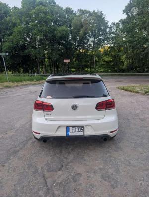 Balts Volkswagen Golf 2010 Viļņa, ar dzinēja tilpumu 1.98 L un nobraukumu 245 tūkst. km par 10900 €, foto 8 vietnē AUTOMOTO.COM.LV