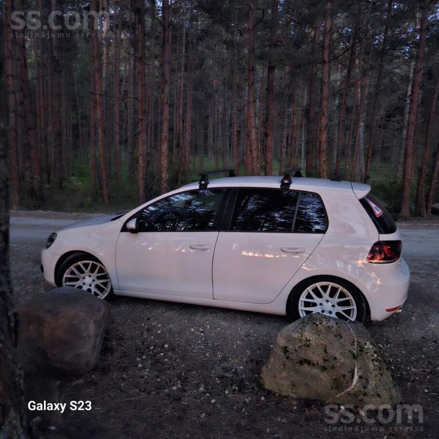 Balts Volkswagen Golf 2010 Rīga, ar dzinēja tilpumu 1.80 L un nobraukumu 248 tūkst. km par 3950 €, foto 5 vietnē AUTOMOTO.COM.LV